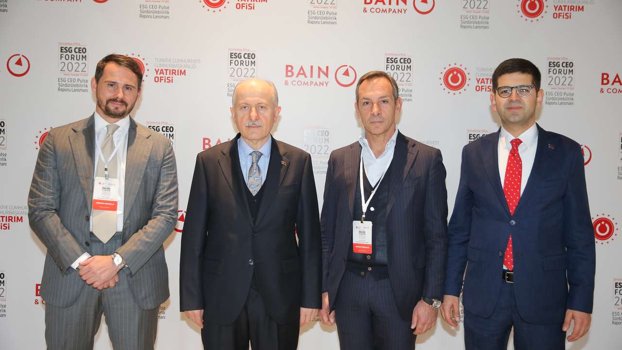 Yatırım Ofisi ve Bain & Company, Türkiye'nin ilk sürdürülebilirlik raporu olan ESG CEO Pulse'u ...
