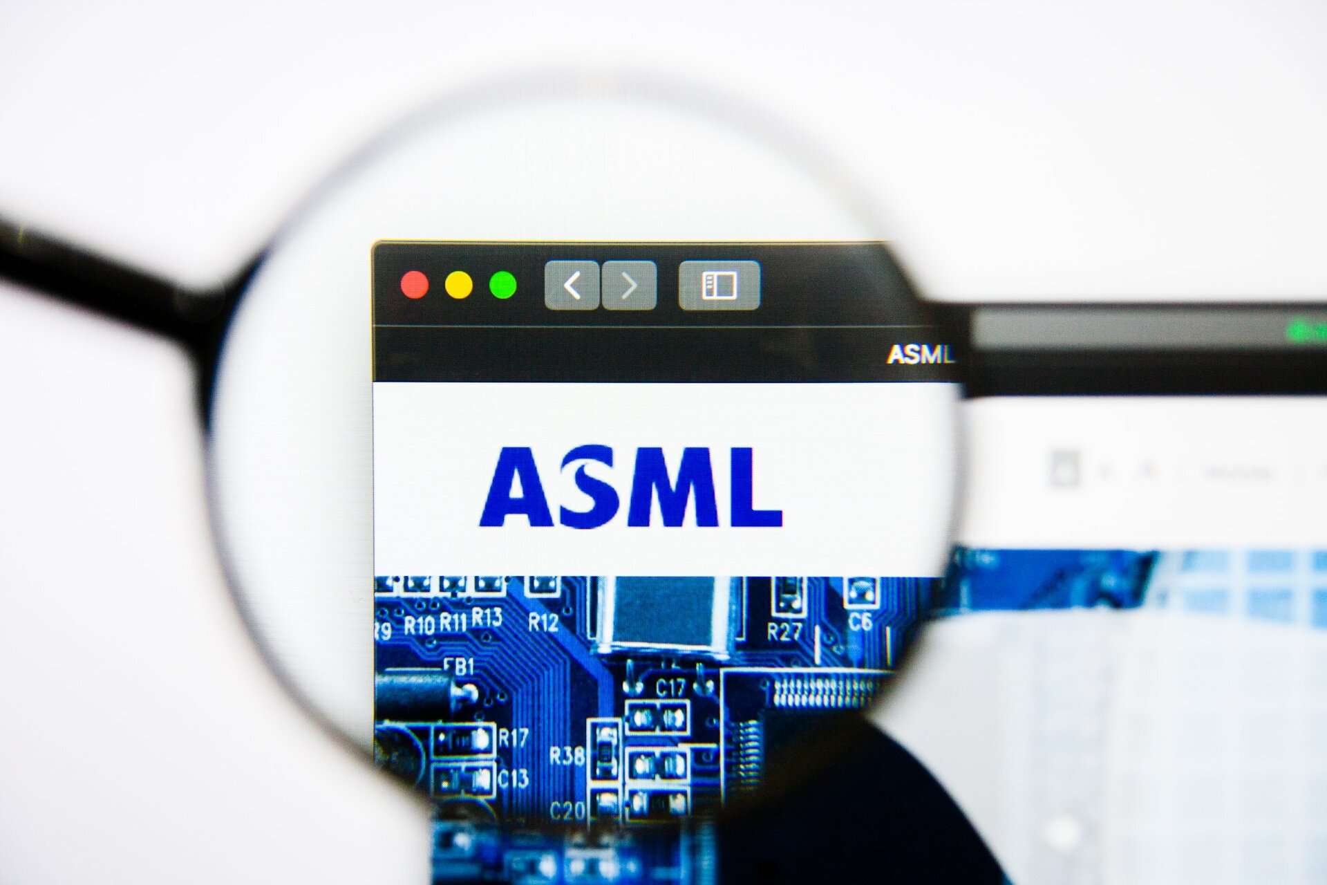 ASML: Gümrük tarifeleri 2025 ve 2026 yıllarına ilişkin görünümünde belirsizliği artırdı - Foreks.com